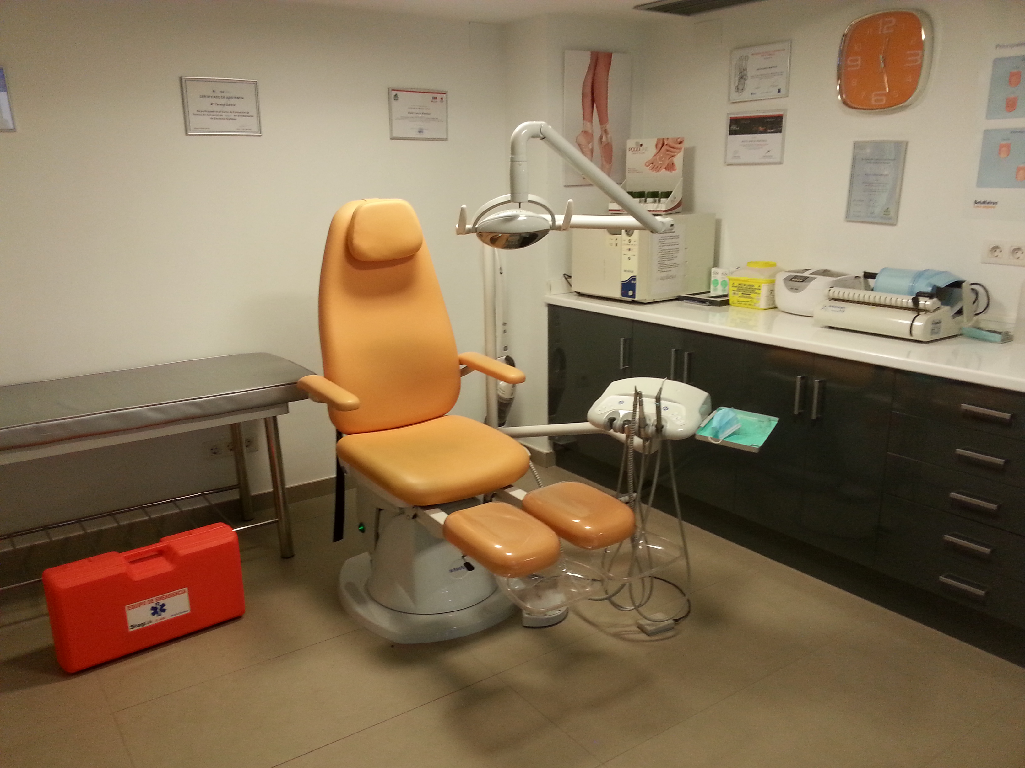Cinco pasos para montar una clínica podológica – ICOPCV